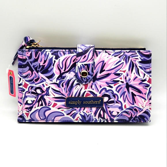 Simply Southern | Bags | Simply Southern Leather Double Zip Wallet Leaf ...